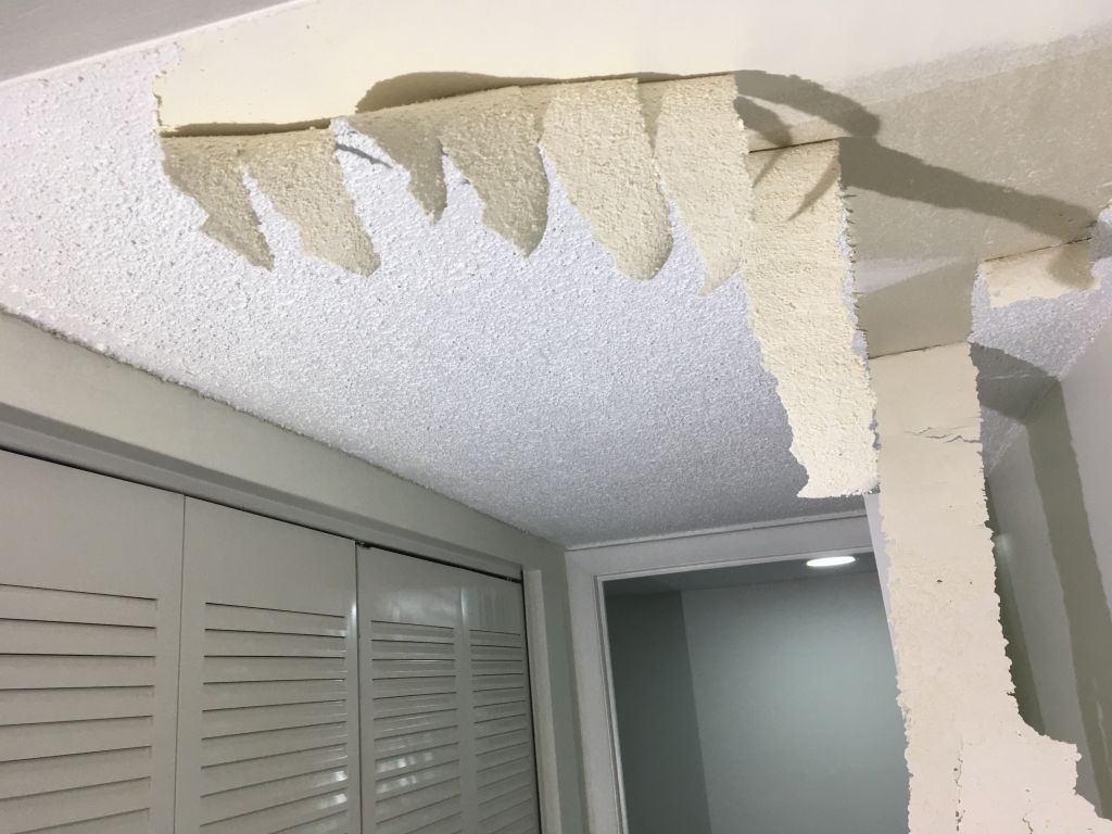 Home - The Best Solution for Moldy Ceiling